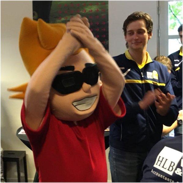 Mike Smash logeerde in Den Dungen